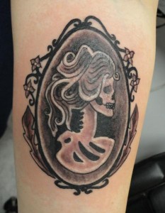 20 skull cameo tattoo designs - Skullspiration